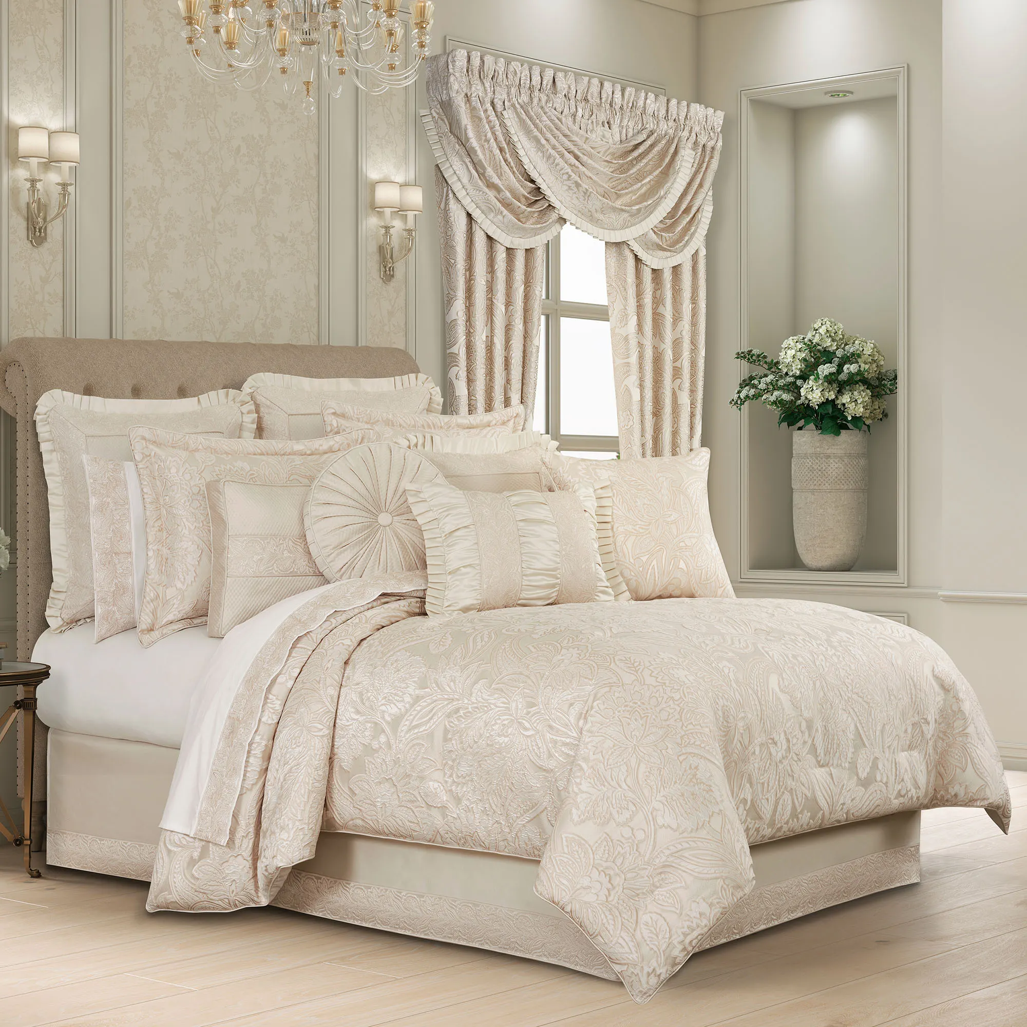 Naples Luxury Bedding Ensemble Naples Comforter Set